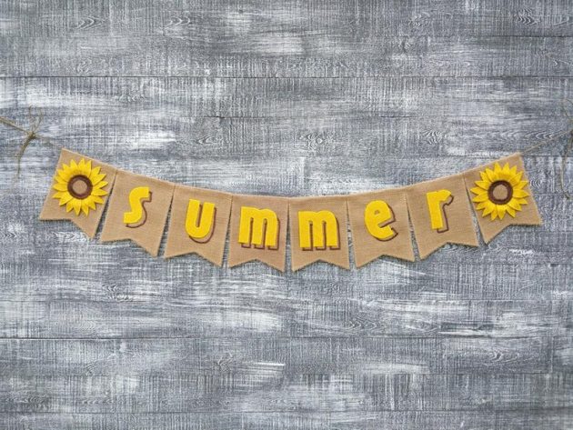15 Incredibly Cute Handmade Summer Banner Designs For The Garden