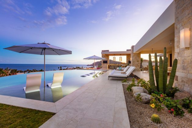 20 Stupendous Southwestern Swimming Pool Designs That Will Make Your ...