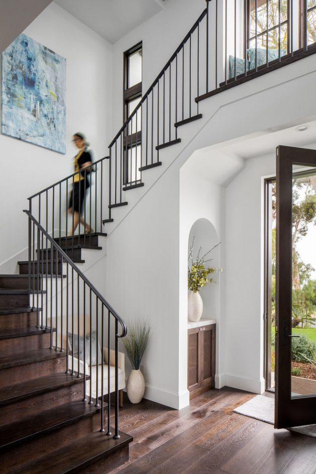 20 Astonishing Mediterranean Staircase Designs Your Home Needs