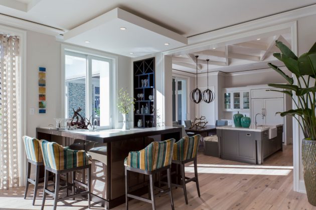 14 Fantastic Tropical Home Bar Designs You Can't Resist