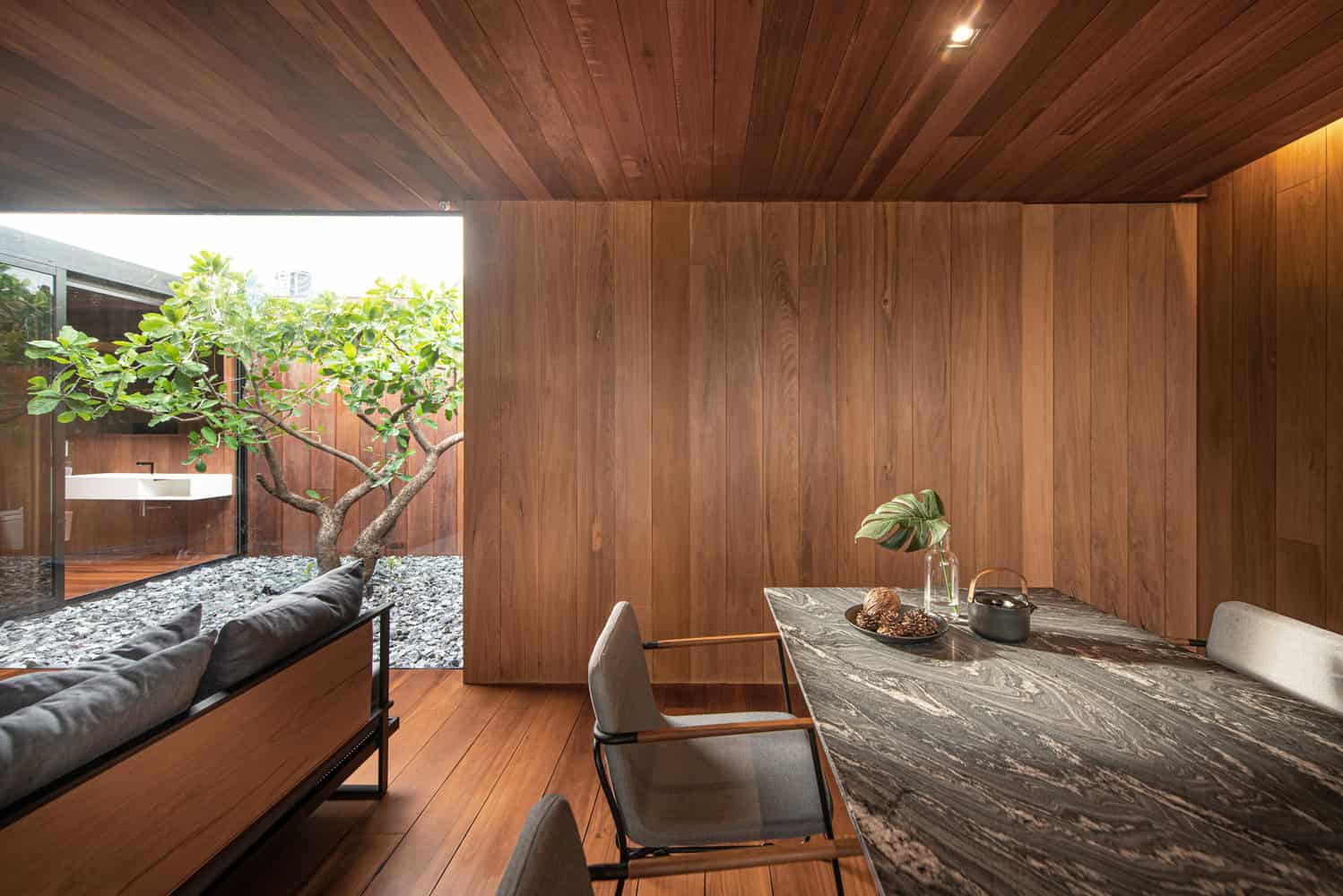 Skyscape Rooftop House by WARchitect in Khet Chatuchak, Thailand