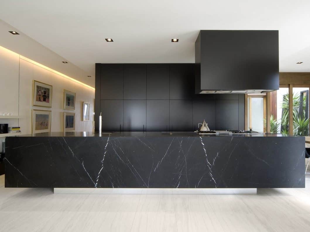 16 Timeless Black Kitchen Designs That Are Worth Seeing