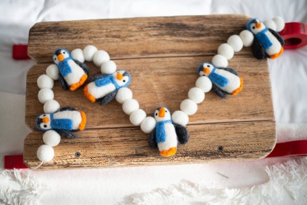 15 Cute Winter Garland Designs To Prepare For The Season