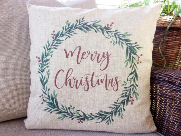 15 Charming Christmas Pillow Designs That Can Make A Beautiful Gift