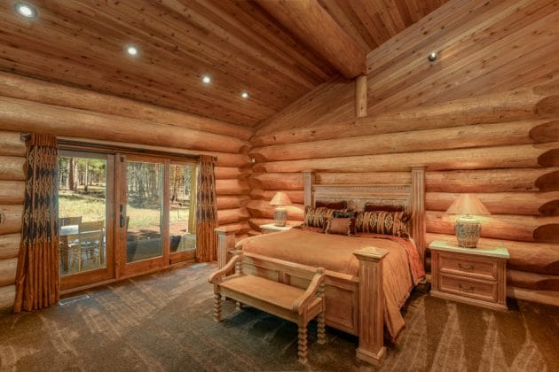 16 Beautiful Rustic Bedroom Interior Designs You Won't Be Able To Resist