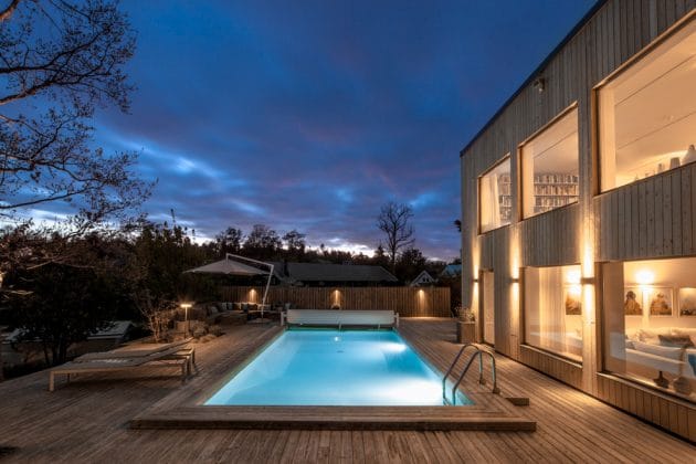 16 Impressive Scandinavian Swimming Pool Designs For The Backyard