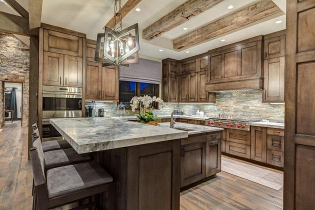 16 Striking Rustic Kitchen Interiors That Will Steal Your Gaze