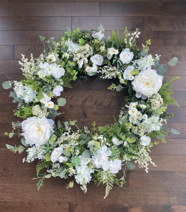 15 Fresh Spring Wreath Ideas For Your Front Door Decor