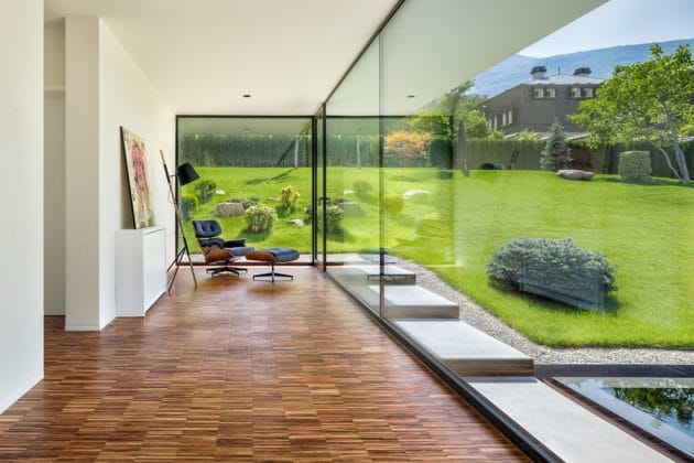 16 Pretty & Bright Modern Sunroom Interiors For Any Season