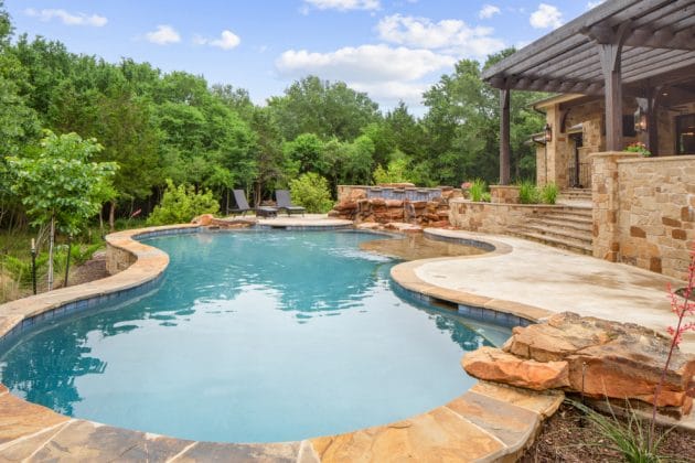 18 Fantastic Rustic Swimming Pool Designs You'd Love To Dip In