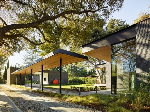 16 Beautiful Modern Landscape Designs That Prove Simple Is Perfect