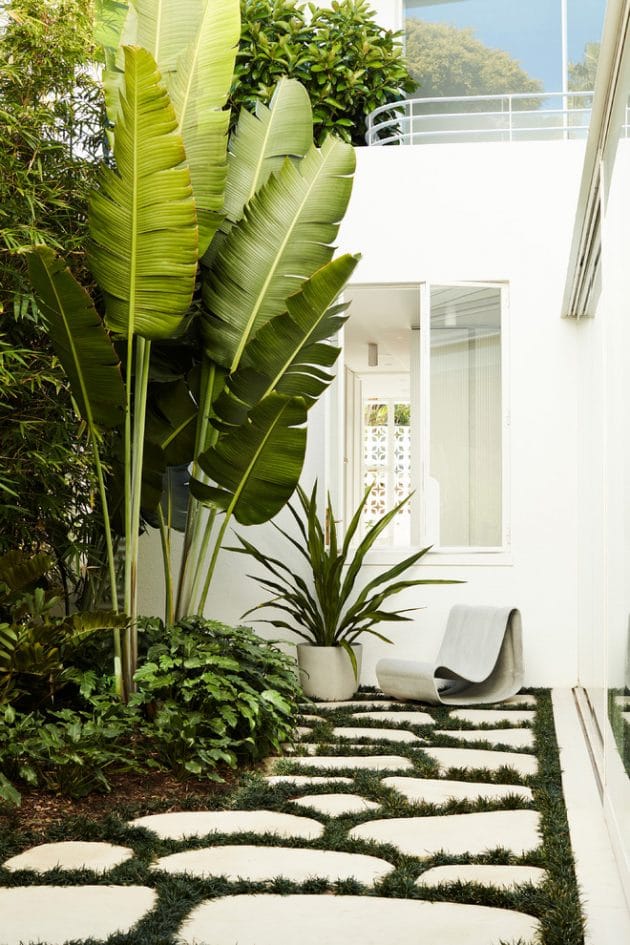 16 Beautiful Modern Landscape Designs That Prove Simple Is Perfect