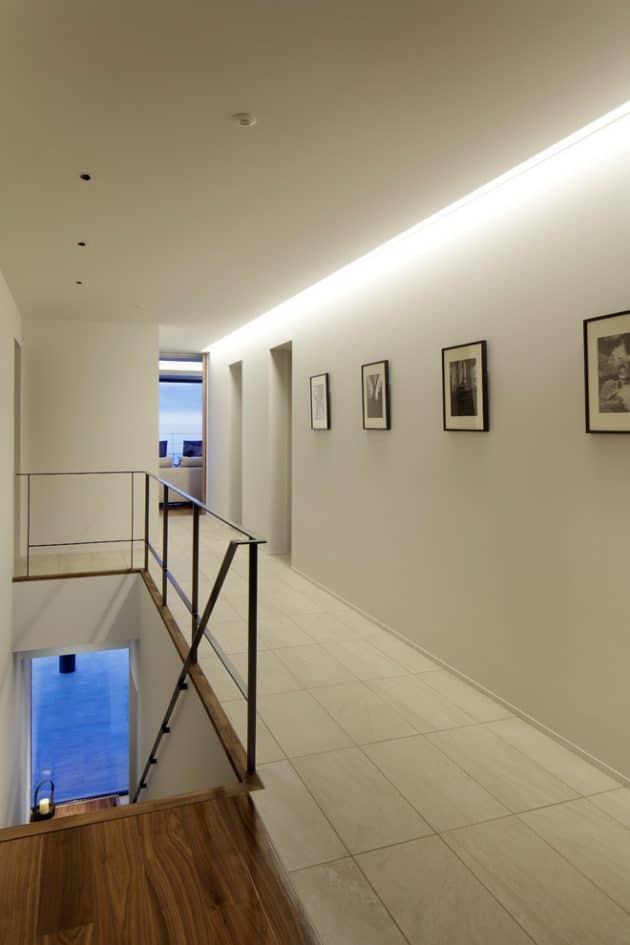 16 Clean & Simple Modern Hallway Designs That Do More Than Their Job