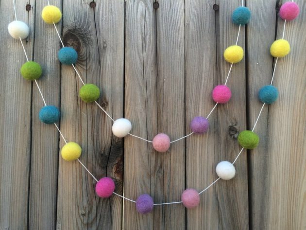 16 Colorful Spring Banner & Garland Designs To Welcome The Season