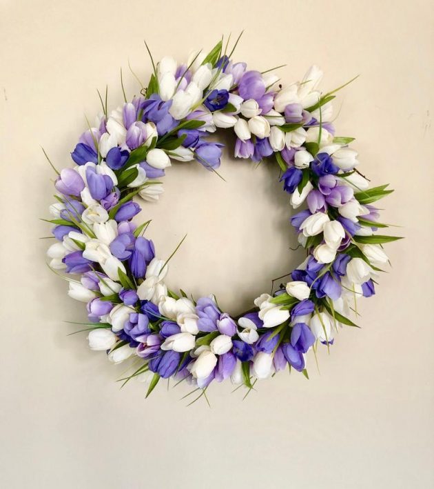 18 Beautiful Spring Wreath Ideas For Natural Front Door Decor