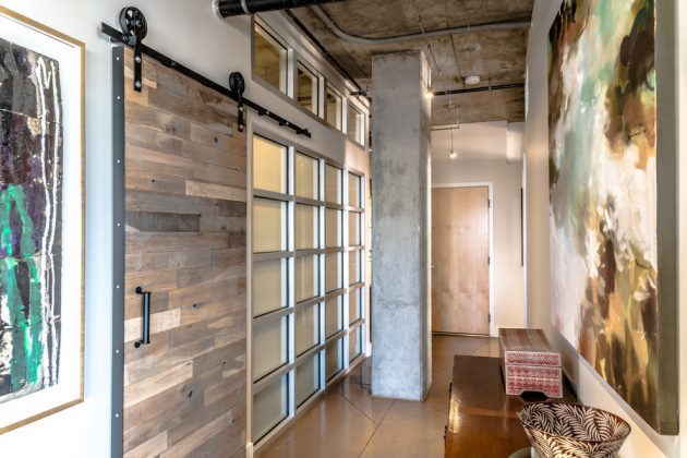 18 Engaging Industrial Hallway Designs For Your Loft