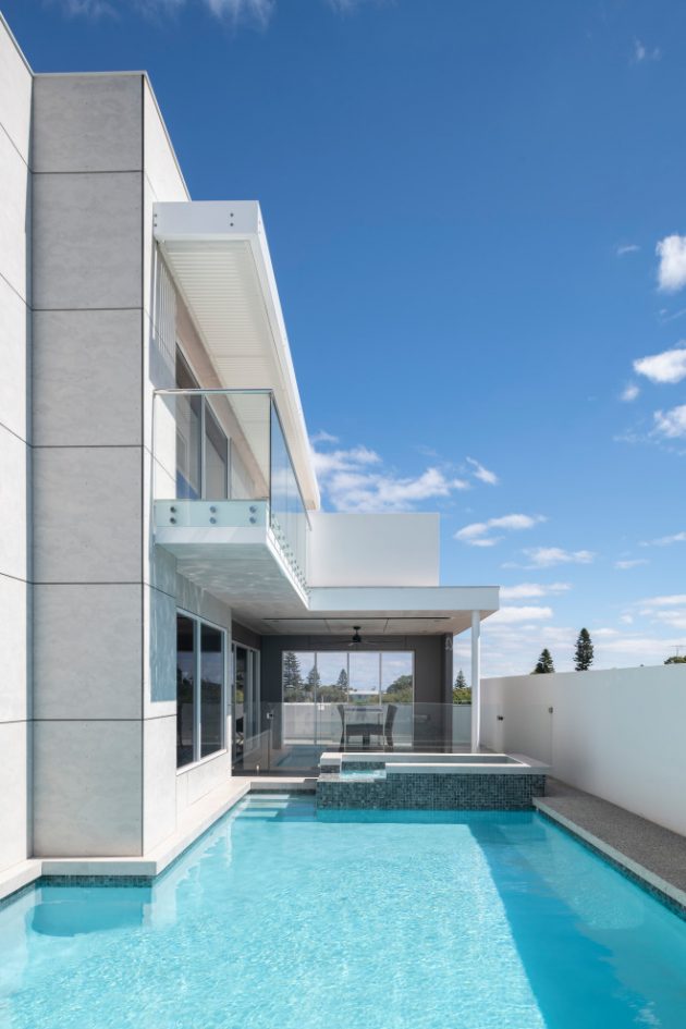 18 Stupendous Industrial Swimming Pool Designs