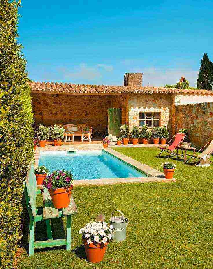 Inspiring 6 Models of Country Houses and Their Interior Decoration