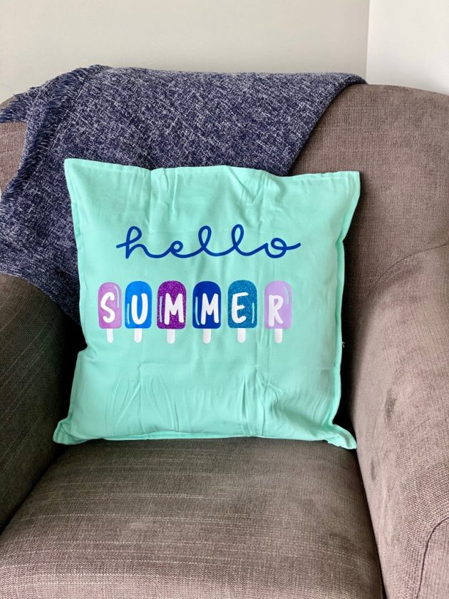 17 Refreshing Summer-Themed Pillow Designs & Covers You Will Adore