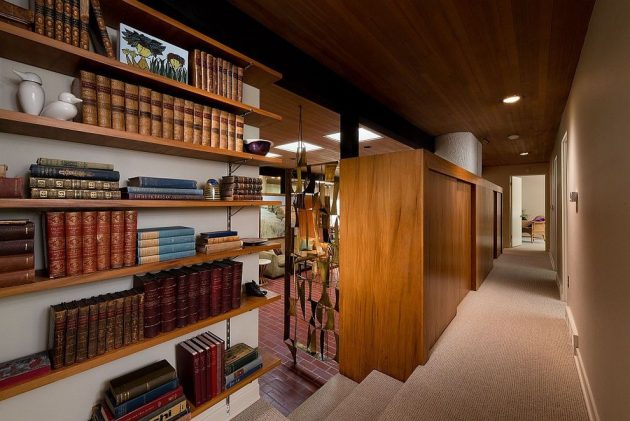 18 Stylish Mid-Century Modern Hallway Designs You'd Love To Walk Through