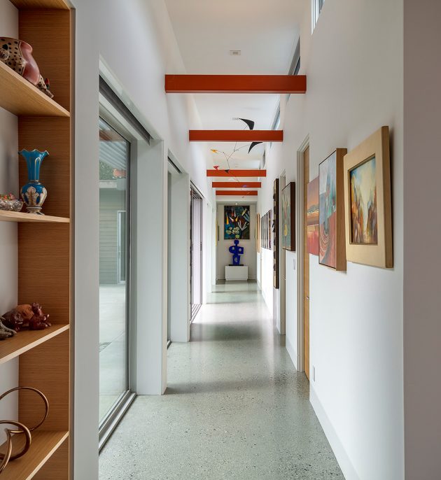 18 Stylish Mid-Century Modern Hallway Designs You'd Love To Walk Through