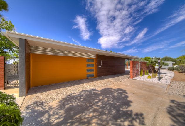 15 Impressive Mid-Century Modern Garage Designs For Your New Home