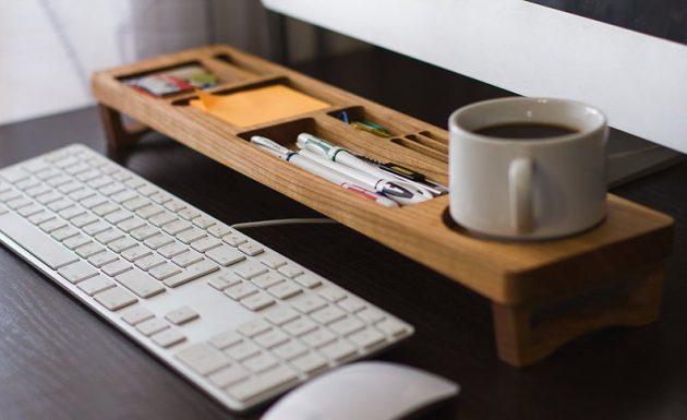 20 Simple But Practical Desk Organizer Designs For Your Office & Home