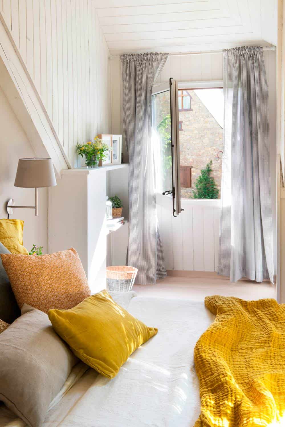 6 Patterned Curtains That Will Bring Warmth Into Your Home