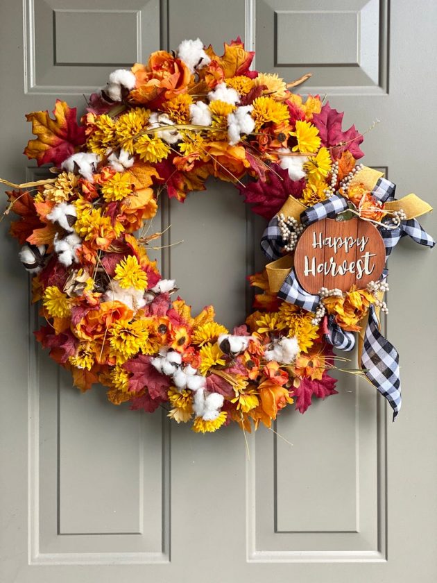16 Vibrant Fall Wreath Designs For The Upcoming Summer To Fall Transition