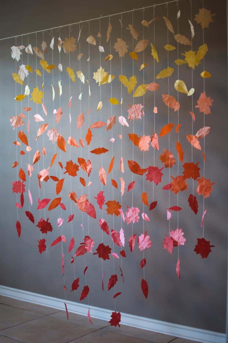 17 Beautiful Fall Garland Designs For Subtle Decor