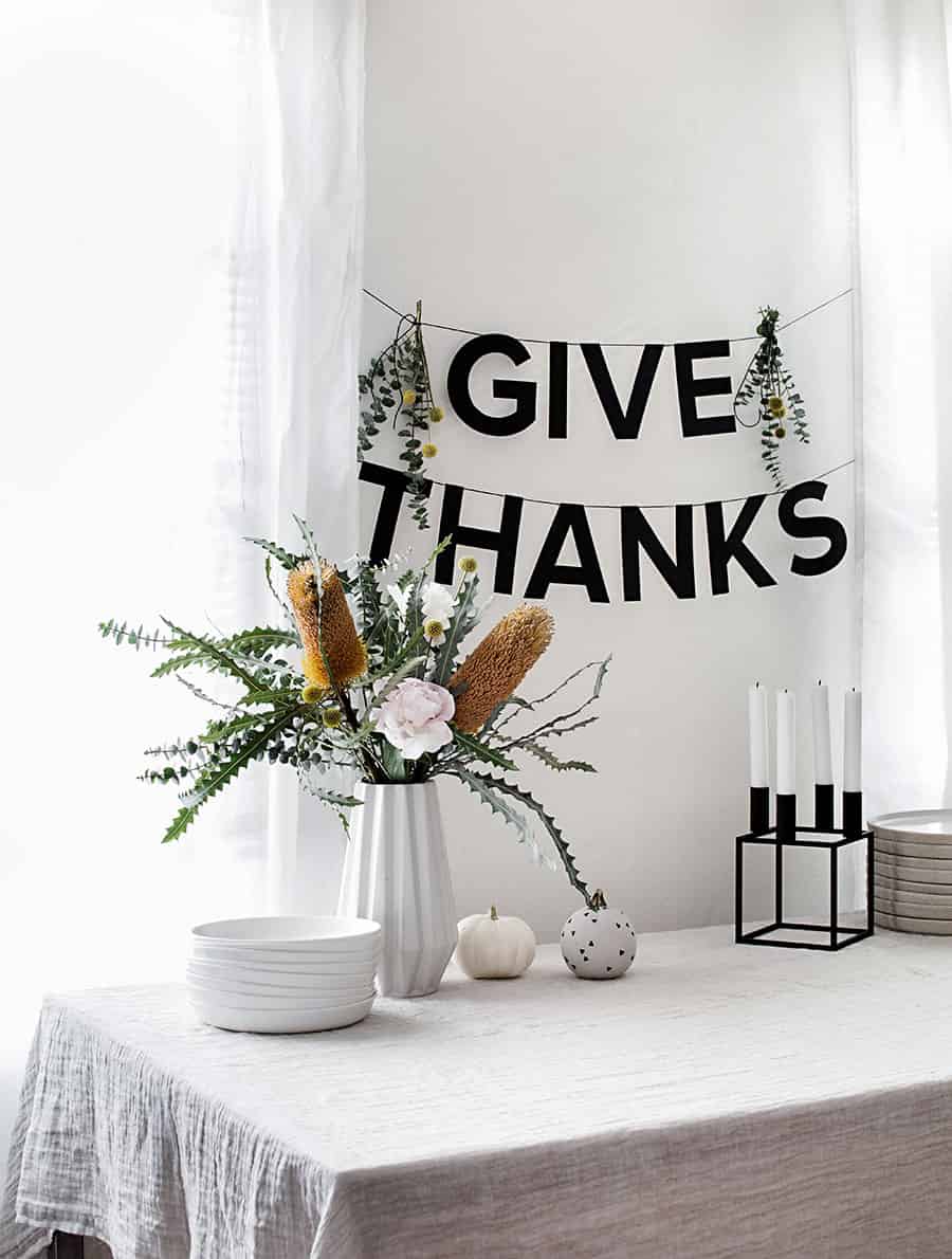 15 Stunning DIY Thanksgiving Decorations You Would Enjoy Crafting