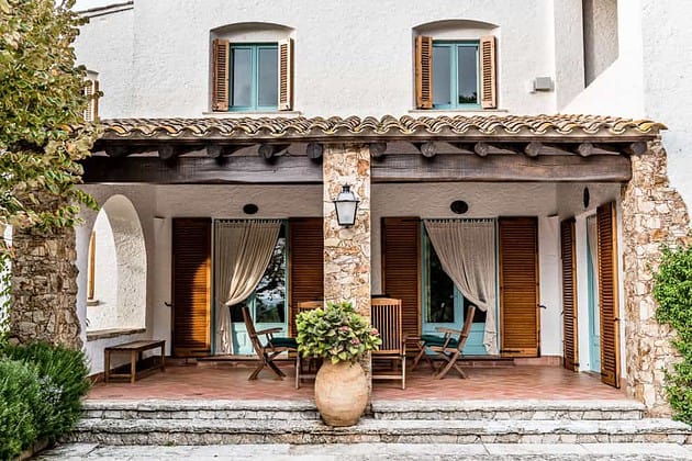 16 Outstanding Mediterranean Porch Designs Perfect For Every Occasion