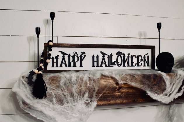 18 Awesome Halloween Signs That Will Add Subtle Spooky Decor To Your Home