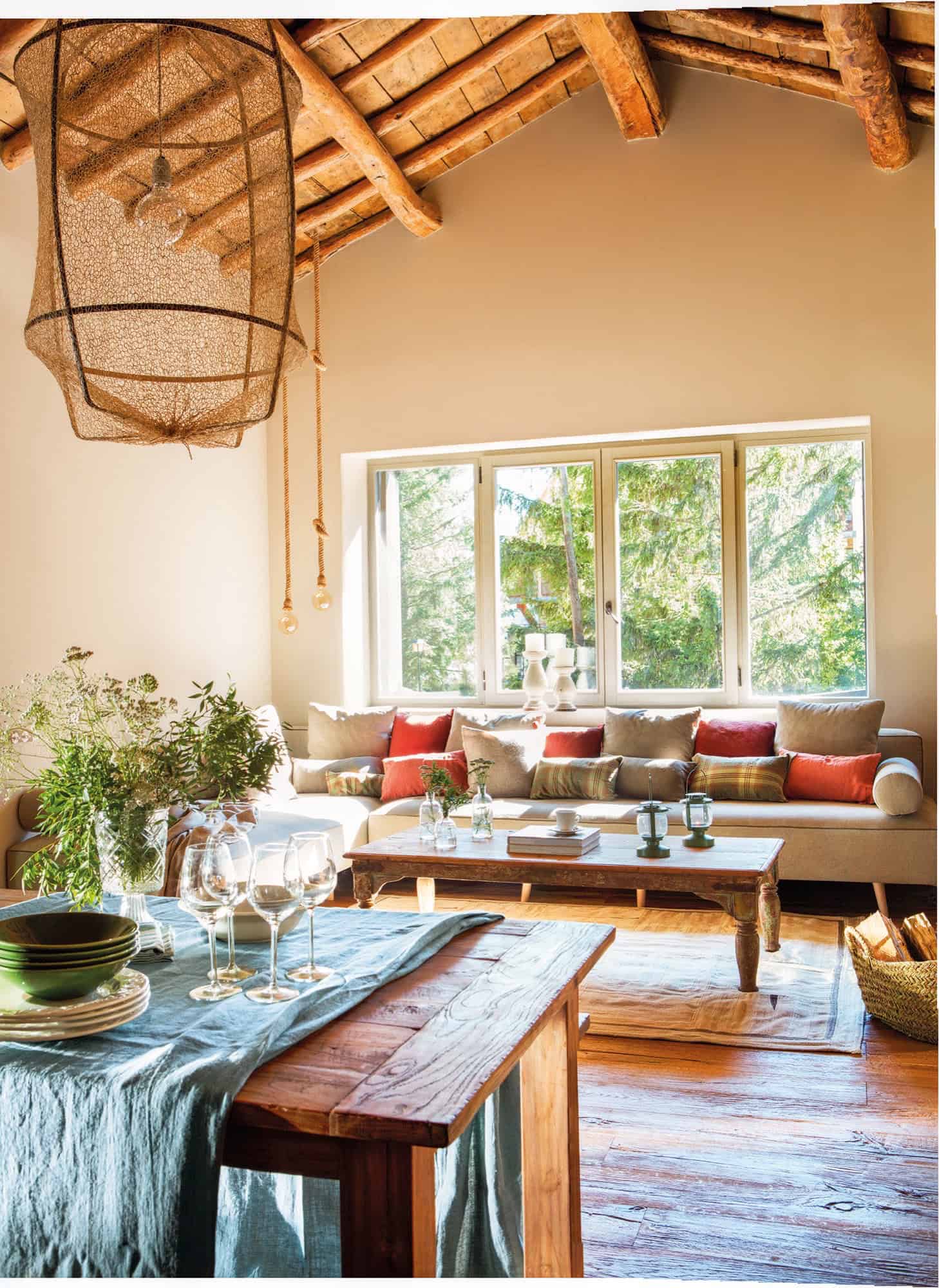 A Dark House That Was Unwanted Became "Alive" Over Again