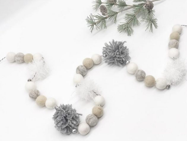 18 Adorable Winter Garland Decorations For Your Home And Yard
