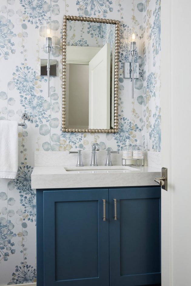 18 Elegant Traditional Powder Room Interiors That Will Stun You