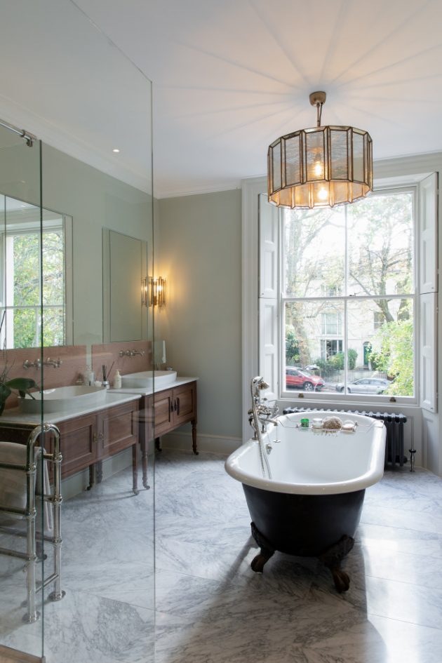 18 Outstanding Traditional Bathroom Designs You Will Enjoy