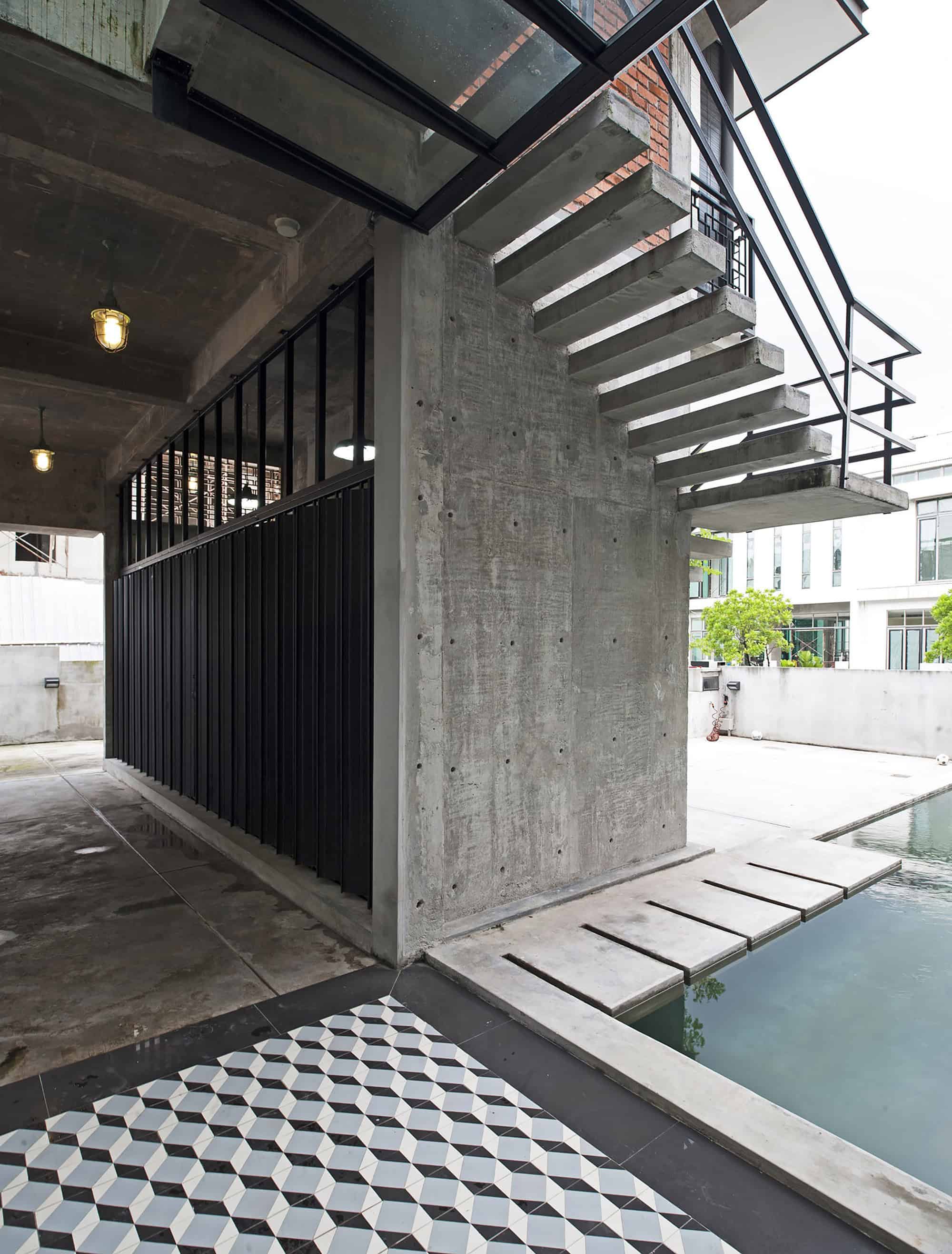 House at Glenhill Saujana by Seshan Design in Shah Alam, Malaysia