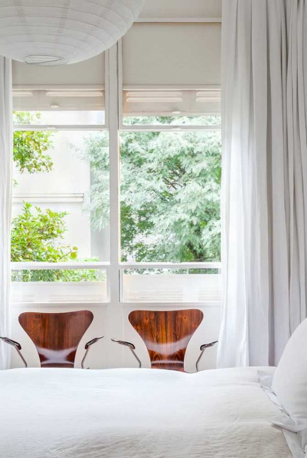 Advantages & Tips for Having a Guillotine Window