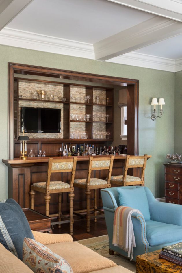 16 Exquisite Traditional Home Bar Designs That Will Revive Your Home