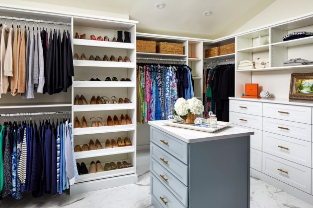 16 Luxe Walk-In Closet Designs For A Traditional Home
