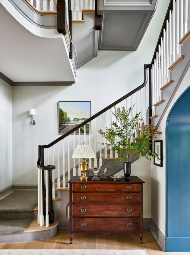 18 Stupendous Traditional Staircase Designs With A Classic Look
