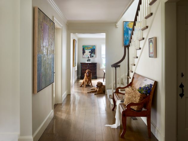 20 Classic Traditional Hall Designs You Can't Go Wrong With