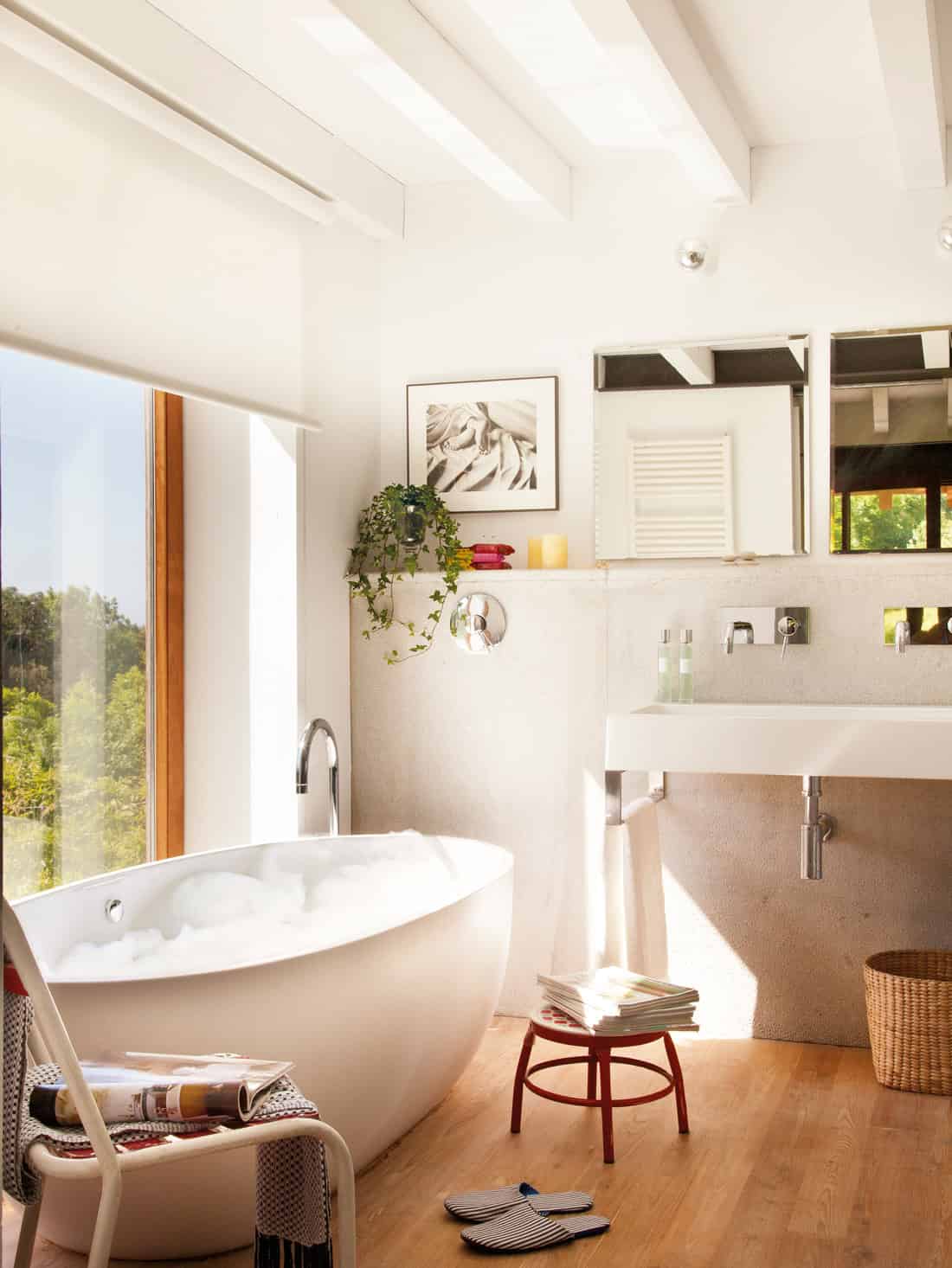 Modern, Design & Practical Bathrooms (Part I)