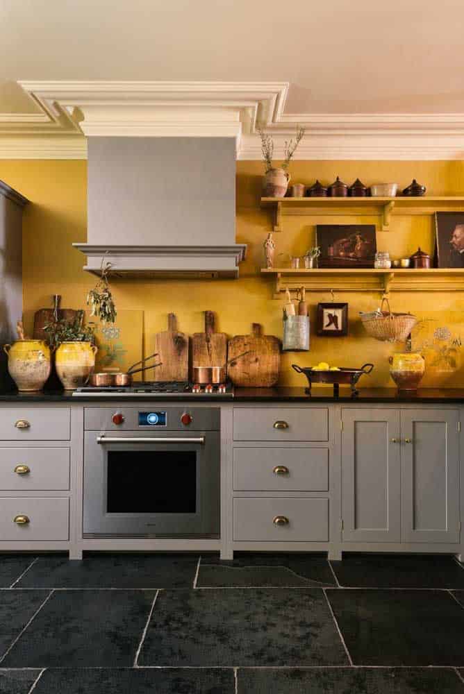 How To Use In Decoration The Mustard Color