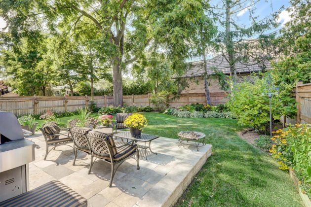 15 Breathtaking Traditional Landscape Designs You Will Not Forget Easily