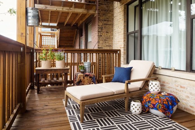 16 Outstanding Traditional Balcony Designs You Will Use All The Time