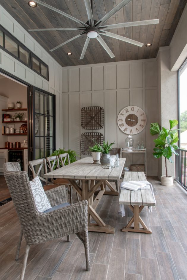 16 Outstanding Traditional Balcony Designs You Will Use All The Time