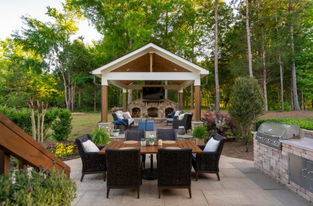 17 Charming Traditional Patio Designs You Will Never Want To Leave