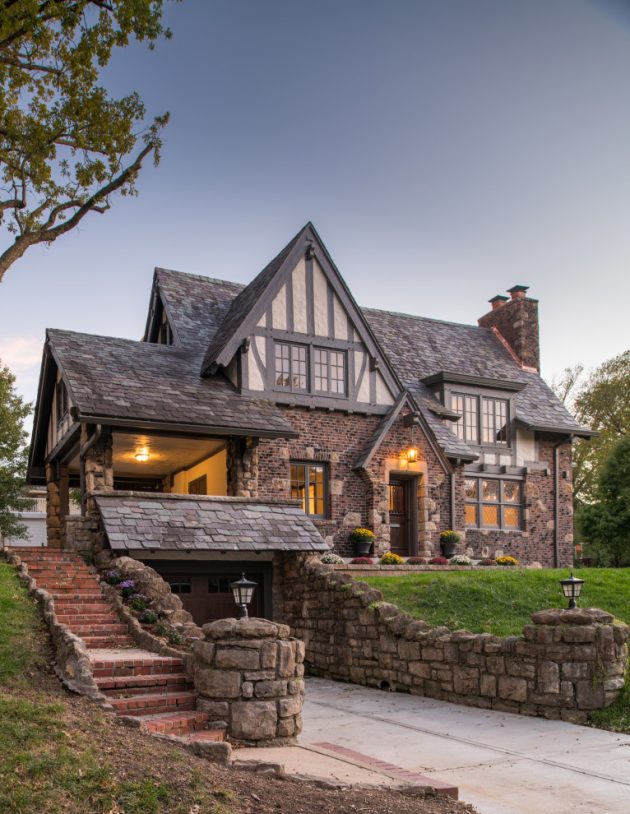 17 Exquisite Traditional Home Exterior Designs You Will Fall In Love With